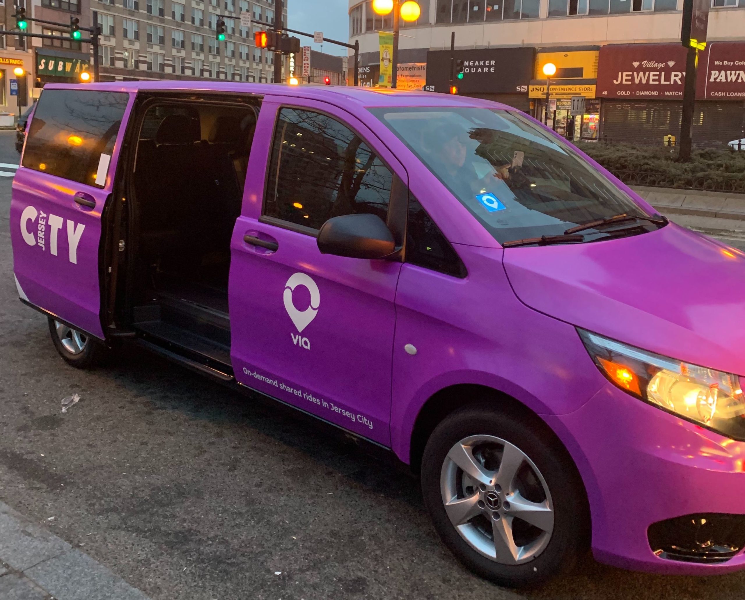 Via s On demand Public Bus Service With Jersey City Is Growing Rapidly Via s On demand Public Bus Service With Jersey City Is Growing Rapidly
